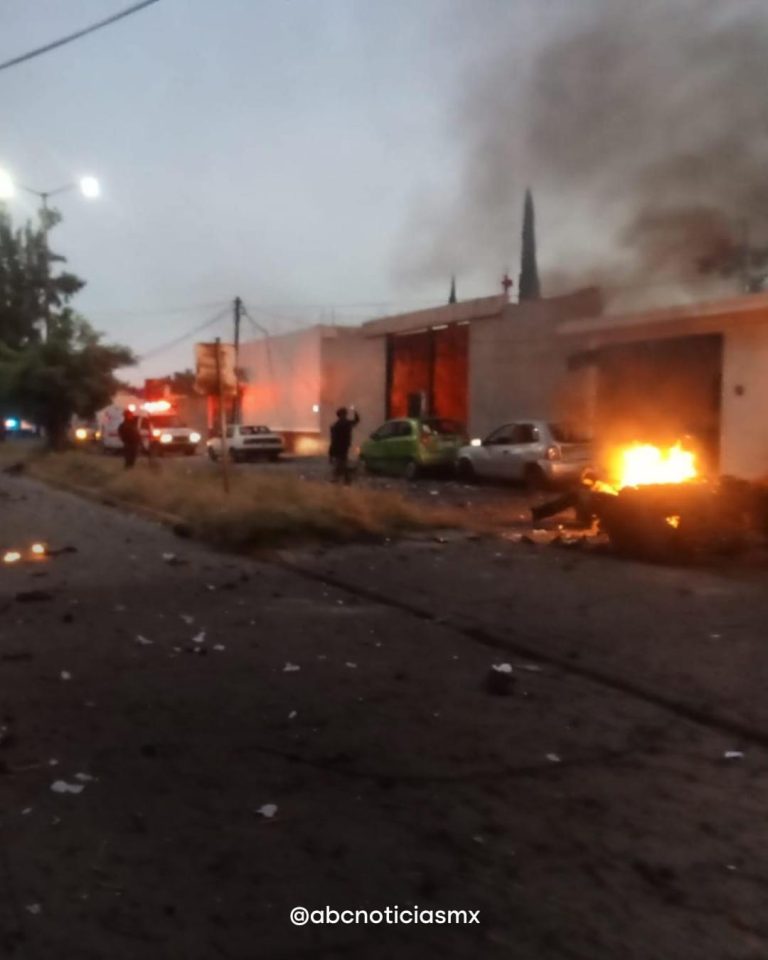 COCHES BOMBA EN MUNICIPIOS DE GUANAJUATO DESATAN ALERTA NACIONAL Y REUNIONES DE SEGURIDAD - El ...